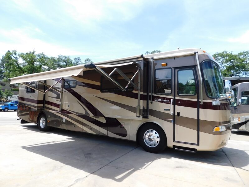 2004 Monaco Windsor 40PDQ - RV Connection