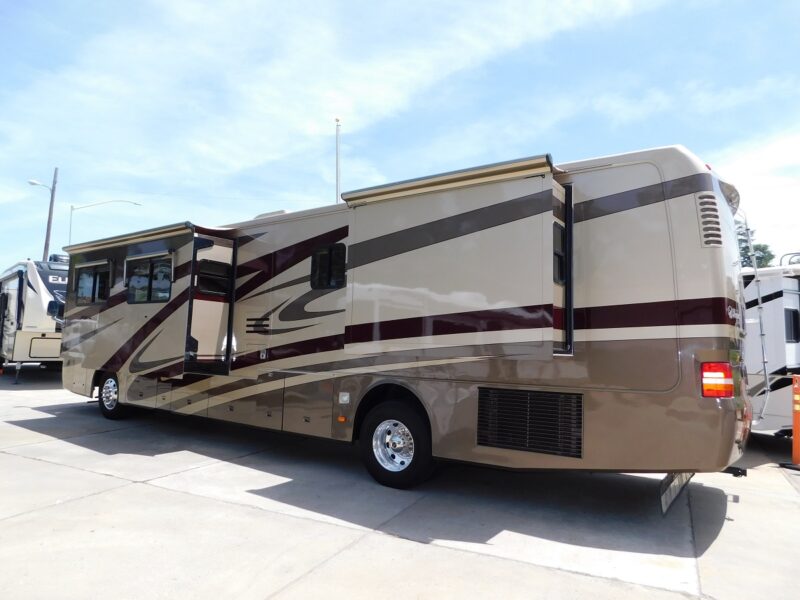 2004 Monaco Windsor 40PDQ - RV Connection