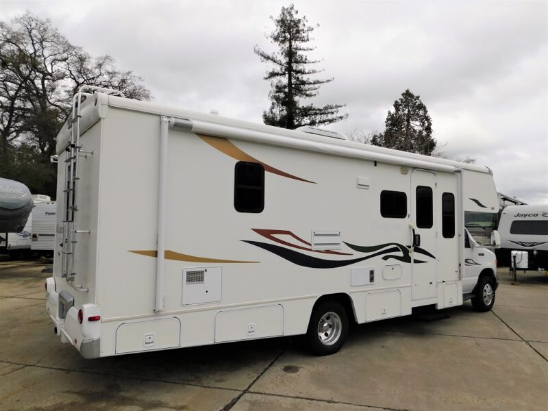 2007 Winnebago Outlook 27L - RV Connection