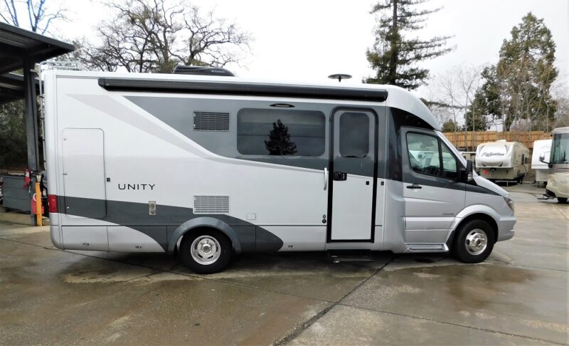2017 Leisure Travel Vans Unity 24MB - RV Connection