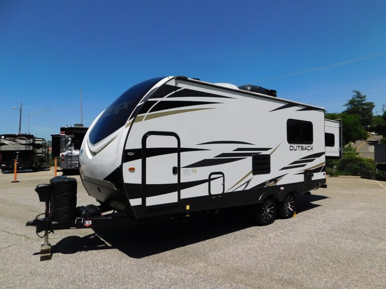 2022 Outback 210 URS Ultra-Lite Travel Trailer - RV Connection