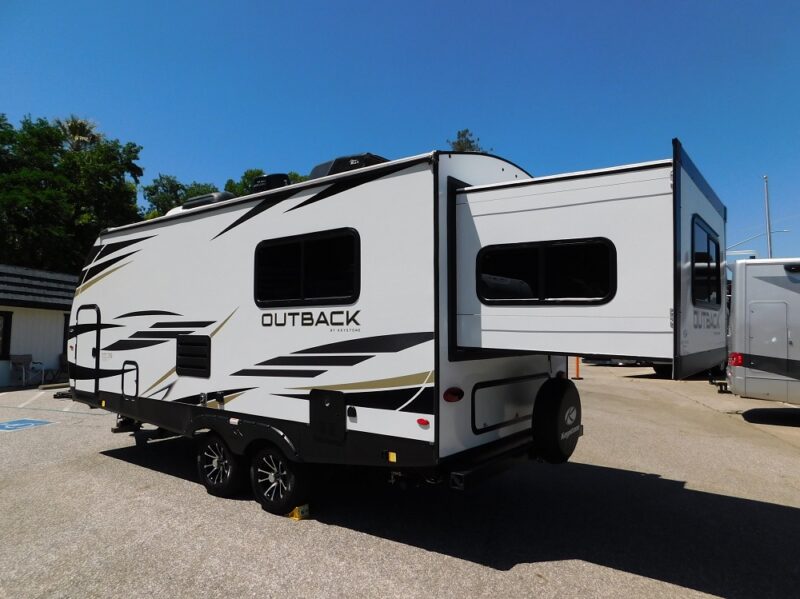 2022 Outback 210 URS Ultra-Lite Travel Trailer - RV Connection