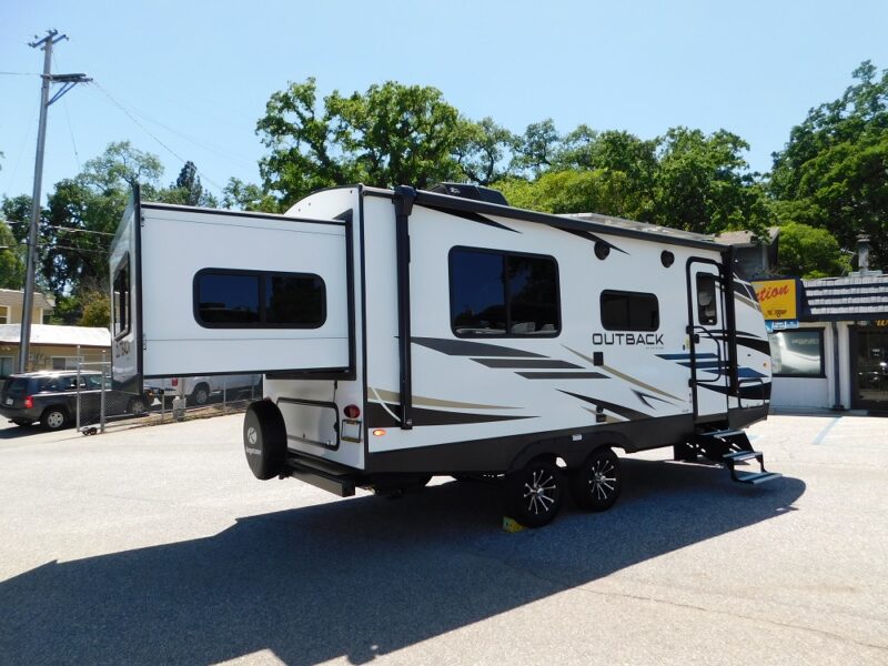 2022 Outback 210 URS Ultra-Lite Travel Trailer - RV Connection