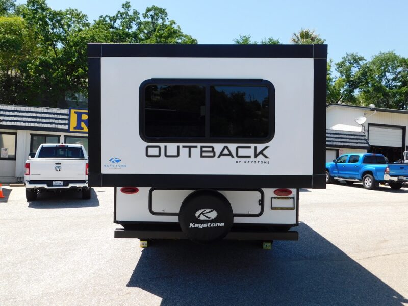 2022 Outback 210 URS Ultra-Lite Travel Trailer - RV Connection