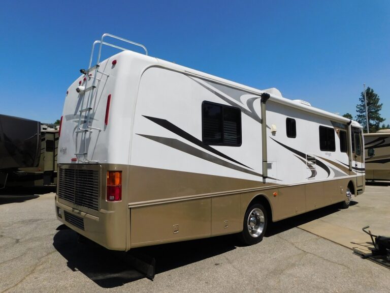 2003 Monaco Knight 36 PBD - RV Connection
