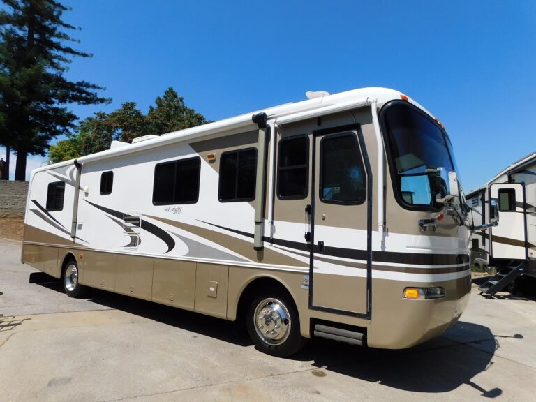 2003 Monaco Knight 36 PBD - RV Connection