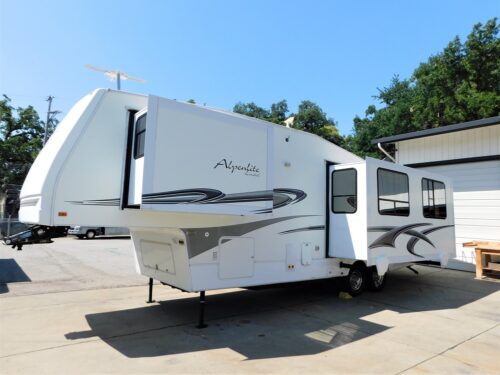 2005 Alpenlite Augusta 32RL - RV Connection