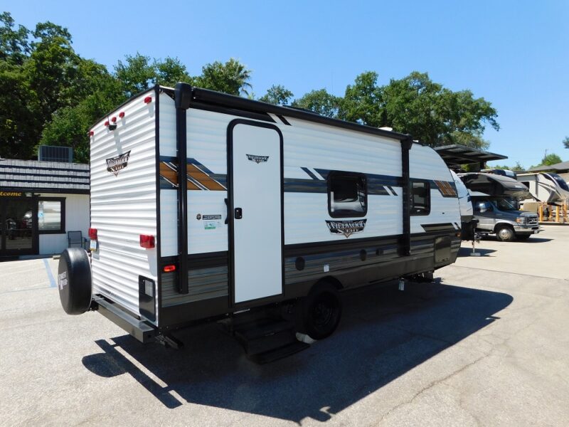 2021 Wildwood Lite 177FQFS Travel Trailer - RV Connection