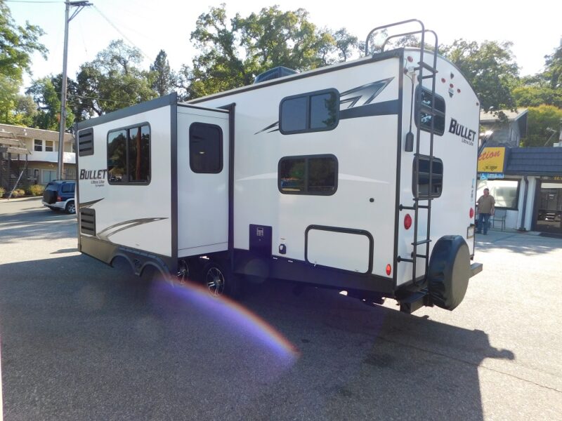 2021 Bullet 250 BHS Ultra Lite Travel Trailer - RV Connection