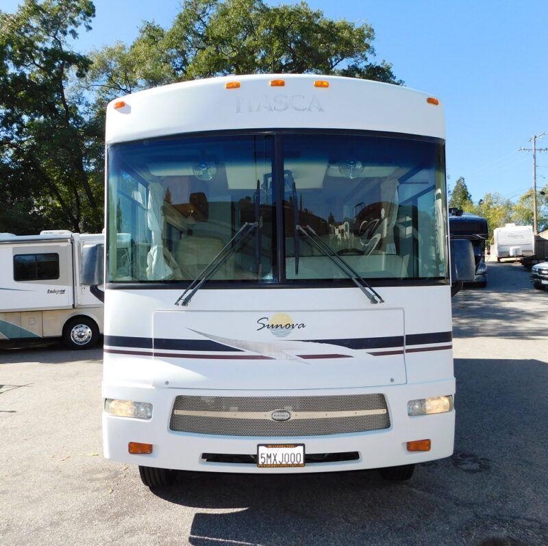 2005 Winnebago Itasca Sunova 29R - RV Connection