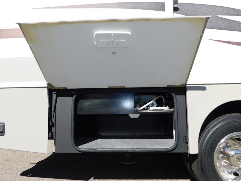 2005 Winnebago Itasca Sunova 29R - RV Connection