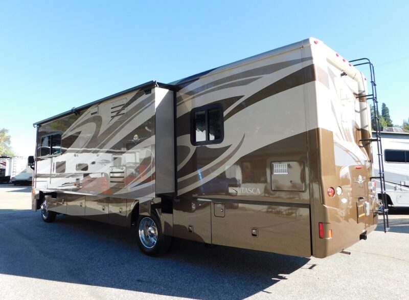 2012 Winnebago Itasca Sunova 33C - RV Connection