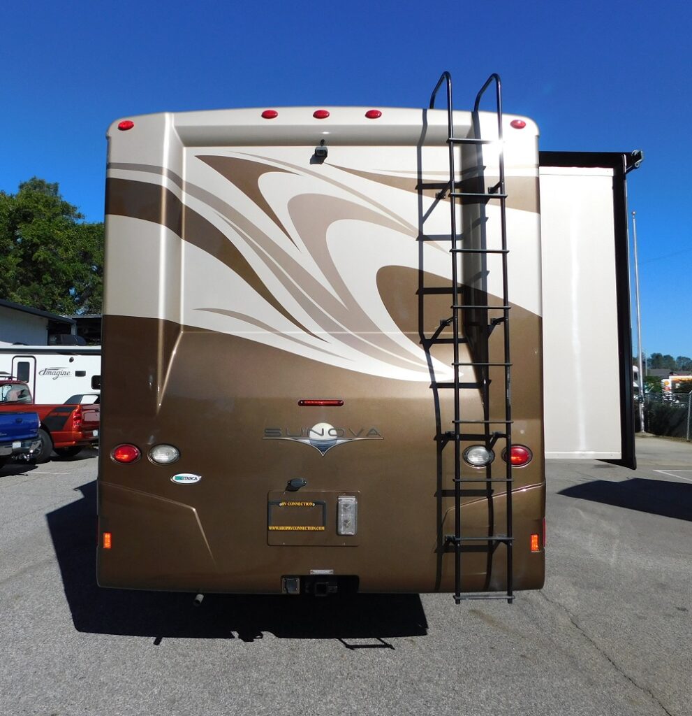 2012 Winnebago Itasca Sunova 33C - RV Connection