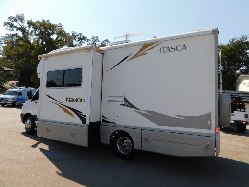2008 Winnebago Navion 24J Mercedes Sprinter - RV Connection