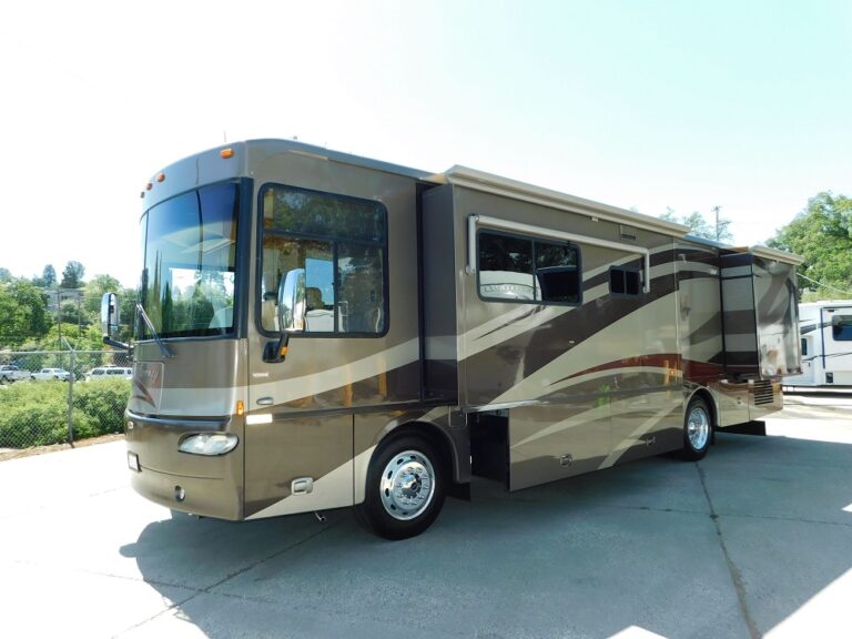 2006 Winnebago Journey 34H w/2 Slide-outs - RV Connection