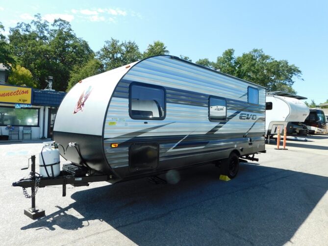 2021 EVO 177BQFS Travel Trailer with Front Queen Bed and Rear Bunks ...