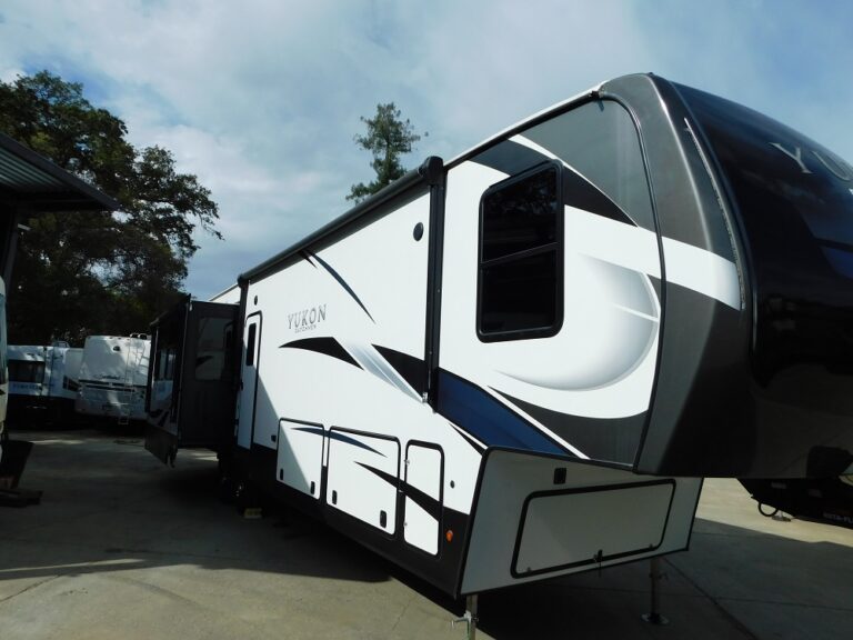 2022 Yukon 400RL 5th Wheel w/3 Slide-outs - RV Connection