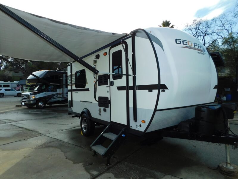 2019 Geo Pro 16TH Toy Hauler - RV Connection
