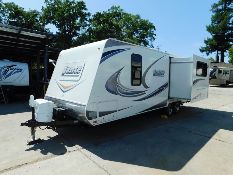 2015 Lance 2285 Travel Trailer with Slide-out - RV Connection