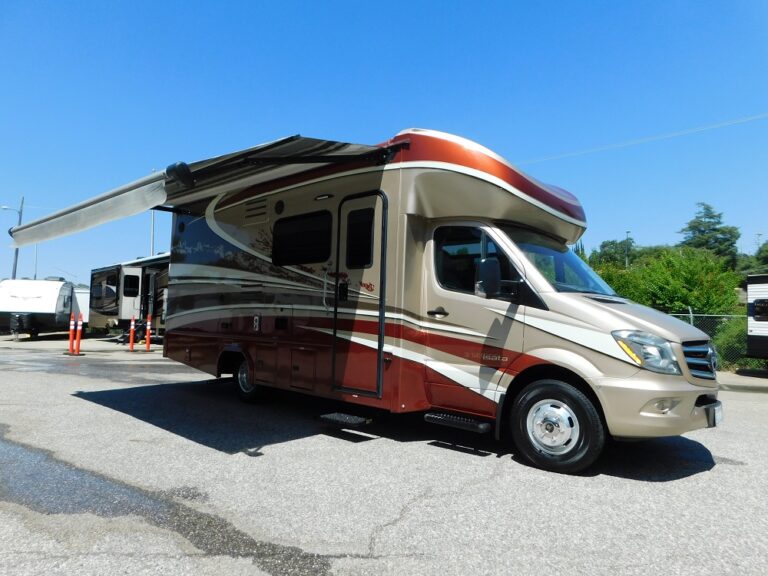 2019 Dynamax Isata 3 24FW Mercedes Sprinter with Full Wall Slide-out ...