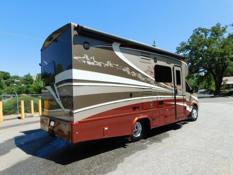 2019 Dynamax Isata 3 24FW Mercedes Sprinter with Full Wall Slide-out ...