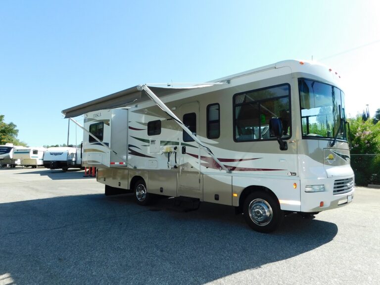 2007 Winnebago Itasca Sunova 26P Class "A" with 2 Slides - RV Connection